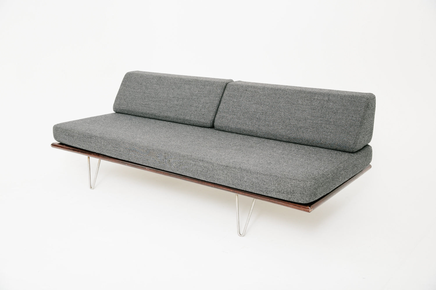 Dark Gray Modernica Daybed – Furniclub